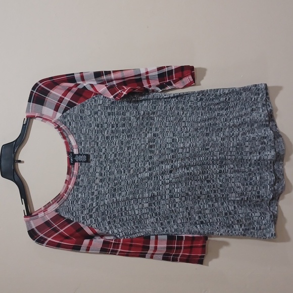 Rue21 | Tops | Rue 2 Top | Poshmark